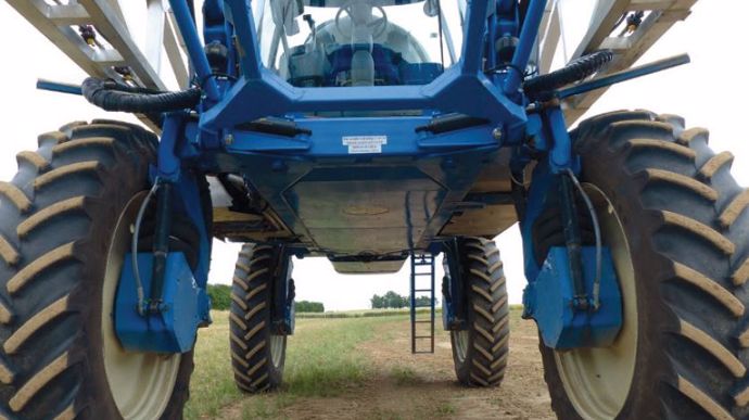 Matrot : le Falcon fuse dans les parcelles