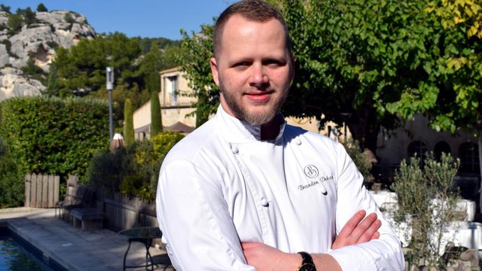 Brandon Dehan, le chef pâtissier ultra créatif, aux côtés de Glenn Viel ...