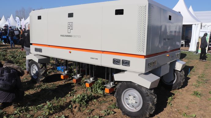 Robot One de Pixelfarmingrobotics