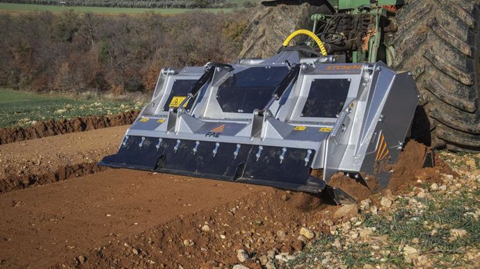 FAE : le broyeur de pierres STCM accepte jusqu'à 280 ch