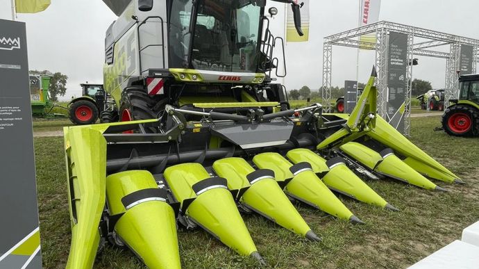 Claas : une cinématique revisitée sur les cueilleurs Rovio