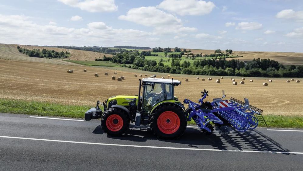 Claas dévoile ses tracteurs Axos Série 3