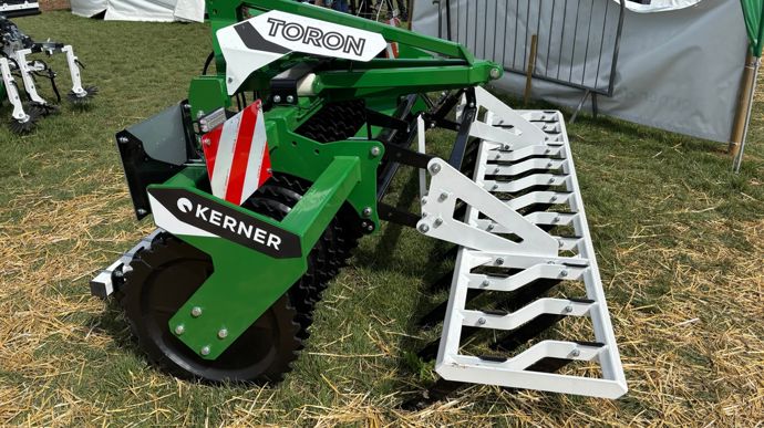 Kerner repense son rouleau frontal avec le Toron